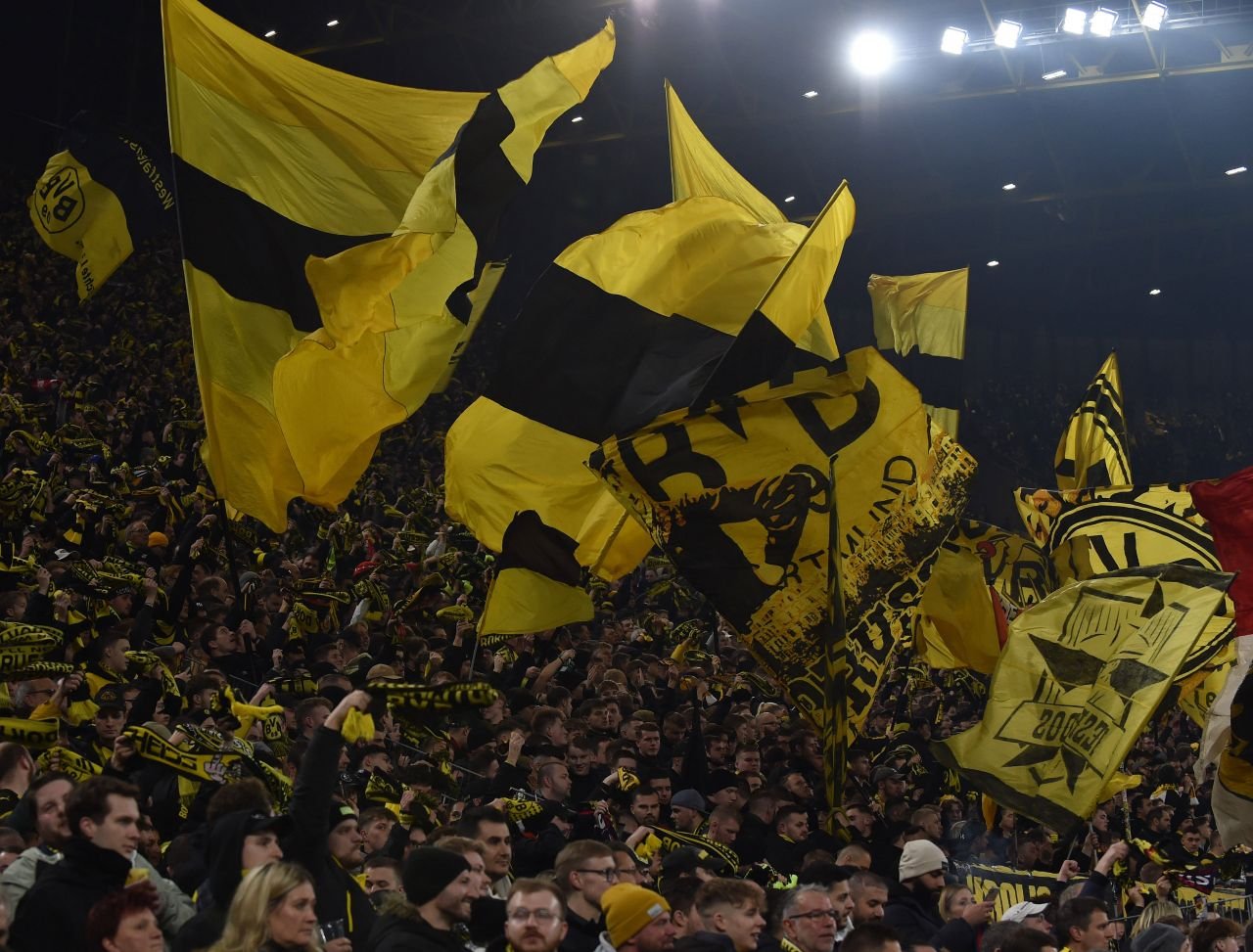 Atmosferă superbă la Borussia Dortmund - PSG! Cele mai tari imagini cu ...